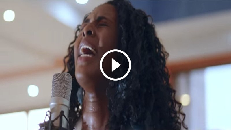 Dena Mwana - Saint Esprit (Clip Officiel) - DiaspoRDC