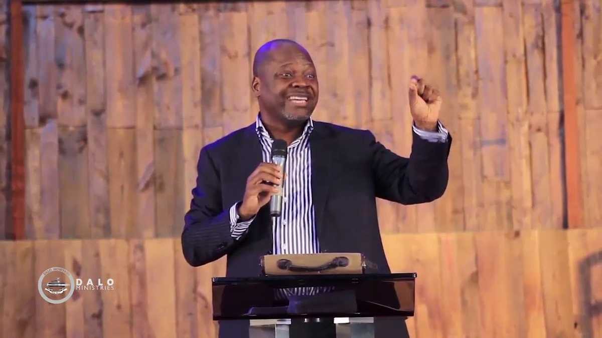 La prophétie de Roland Dalo qui effraie la classe politique congolaise ...